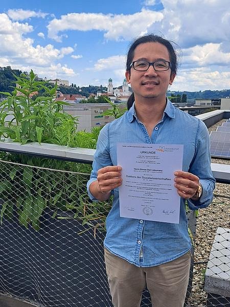 Glückwünsche zur erfolgreichen Promotion! • Universität Passau